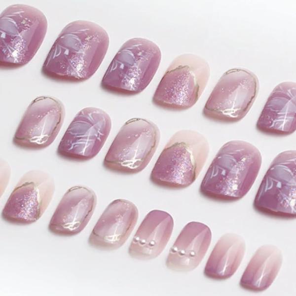 バリエーションコード : 2B2N2O32IDネイルチップ 24pcs　鮮やか、可憐、味わい深い花で手が華やかに彩られます。ショートタイプで爪先が短いため、自然な印象かつ普段使いにも最適です。「可愛らしさ」花柄は一般的に可愛らしく、女性らし...