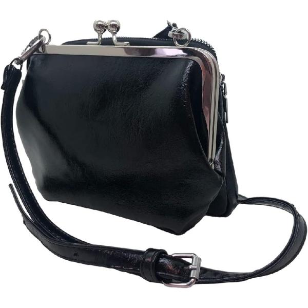 バリエーションコード : 2B2N3WFL5U上質なPUレザーを採用したショルダーバッグ。収納部分がま口とファスナーに分かれているのがポイント。普段使いからフォーマルまで幅広く使えるオーソドックスなショルダーバッグです。がま口収納部分の中に...