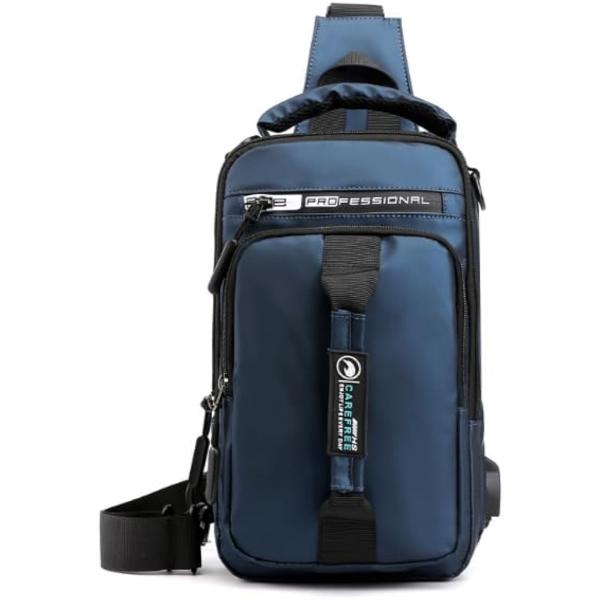 バリエーションコード : 2B2NNQV6GJシンプルなデザインが、様々なシーンで使いやすいリュックサックです。収納部は大きく開く使いやすい設計で、ポケットに小物もスッキリと整理しながら収納スペースを確保できます。開閉口は仕様になっているの...