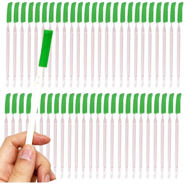 「便利なすきまブラシ」狭いエアコンファンの隙間もラクラクお掃除できるHIRAISMのすきまブラシセットです。普段掃除しにくい気になる細かいところやスキマ部分でも、擦るだけで効率よく隅々まで汚れを落とせます。「大容量50本セット」大容量50本...