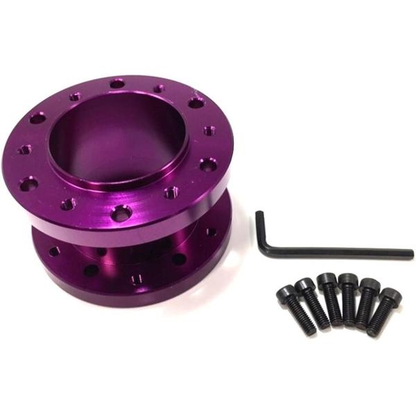 バリエーションコード : 2B2Q2CYUKR・アルミ ステアリング ボススペーサーです。ハンドルとボスの間にステアリング ボススペーサーを利用することで、手の大きさ、腕の長さなどの個人差を微調整し、自分の好きな位置にステアリングポジション...