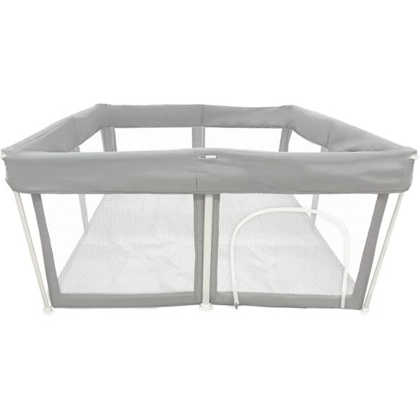 バリエーションコード : 2B2S15I9J6「人気の折りたたみベビーサークルより四角形が新登場。」使いやすい四角形のベビーサークルが新登場。120x120cmでちょうどよいサイズ感です。また四角形なので、壁に沿わせて使用でき省スペースです...