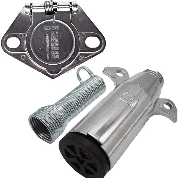 ・牽引車とトレーラーの電気配線を繋げるコネクターになります。牽引する荷台のテールランプやウィンカーなどの警告灯に電気を送る役割を果たします。多くの車両に採用されている7極タイプになり、幅広い車種に対応可能です。・ライトはテールランプ、ウィン...