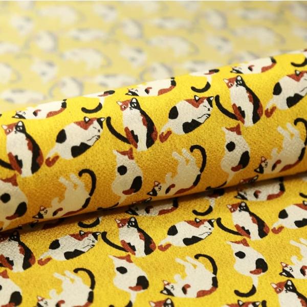 バリエーションコード : 2B44XSLNRF・可愛い動物柄をあしらった、ちりめん細工にも使用できる 国産レーヨンちりめん(縮緬)友禅生地　長さ：1mx71cm、裁断済み　(幅は約73cmございますが、使用できる長さは約71cmとなっており...