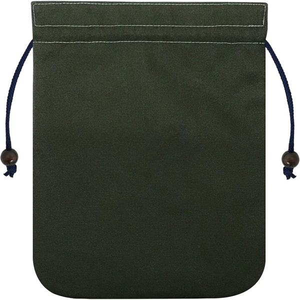 バリエーションコード : 2B6R0CU45R・「ゆとりのある巾着で御朱印帳を収納」小サイズから大サイズまで、ご朱印帳が入る収容力のある巾着袋です。また、複数冊入れることができ（最大3冊まで）神社用、仏閣用をいつもセットで持つことができる便...