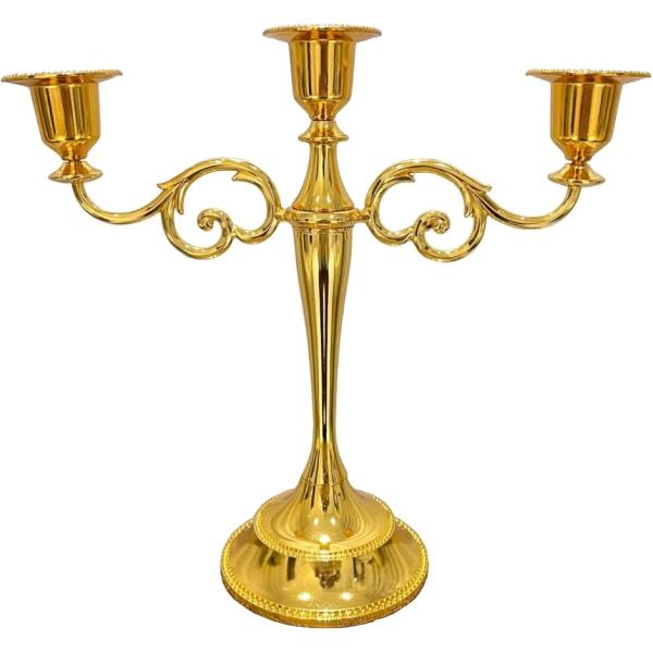 バリエーションコード : 2B2P35XGPU・3本用キャンドルホルダー、ゴールド1個です。取扱説明書はついておりません。・アンティークな見た目が素敵なろうそく立てです。お城の晩餐にでも飾って有りそうな見た目はおしゃれなインテリアにもなりま...