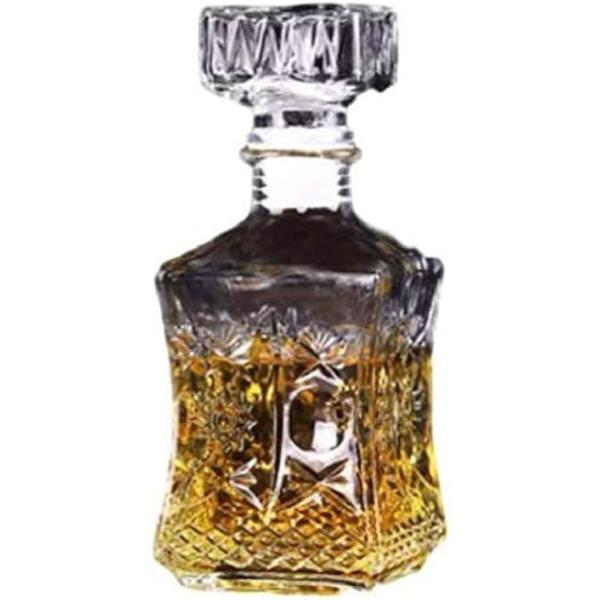 バリエーションコード : 2B63PKG4TK・置物にもなるおしゃれなクリスタルボトルです。・お酒好きの方に＊つかみやすい形状で使いやすいです。・ワインやウィスキー、ブランデーに色の違うリキュールを入れれば美しいインテリアになります＊・プレ...
