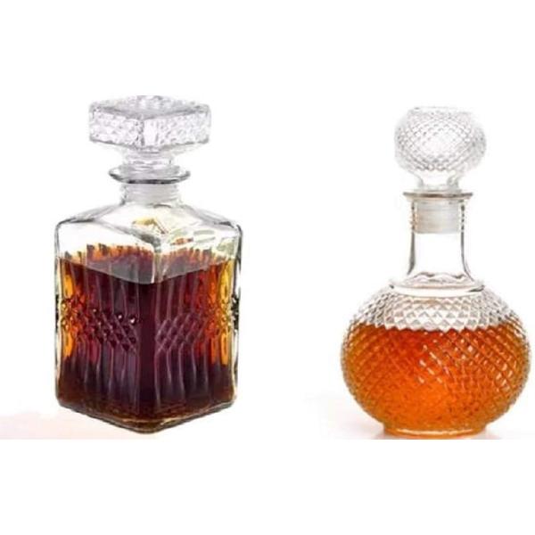 バリエーションコード : 2B6W9KVK3J・置物にもなるおしゃれなクリスタルボトルです。・お酒好きの方に＊つかみやすい形状で使いやすいです。・1000ml入る大容量。ワインやウィスキー・ブランデーなど用途は様々。・プレゼントにもおすすめ...