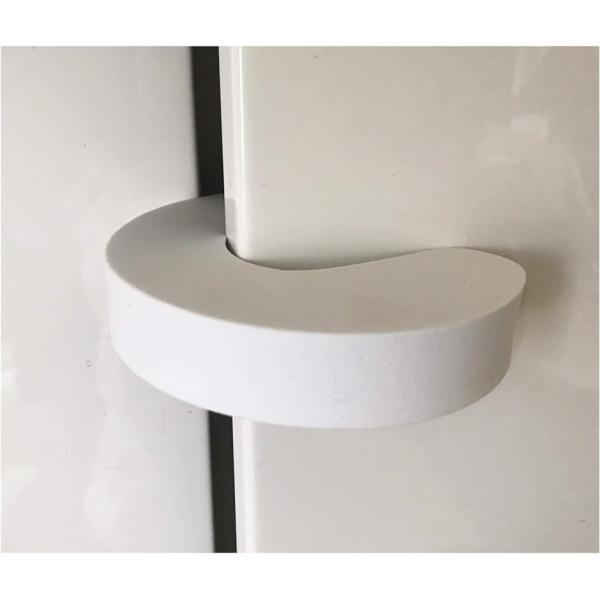 バリエーションコード : 2BJ3SJ0DRR・好奇心旺盛な赤ちゃんの行動は予測不可能。ドアや扉での指詰めから、あかちゃんを守ります。あかちゃんだけでなく、子供、ペットの指、足（脚）挟みも防ぎます。・ストッパーはホワイト（白）。どんなインテ...