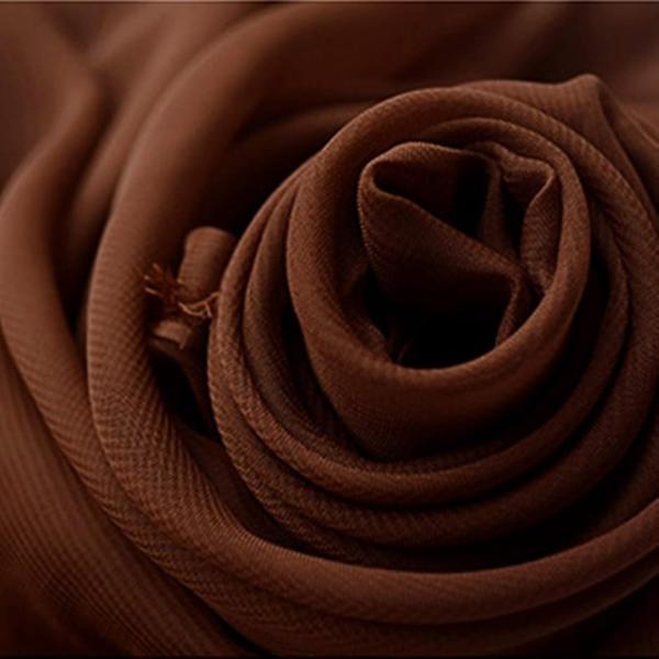 バリエーションコード : 2B8SN0K22L・柔軟で繊細、滑らかな肌触りをしたソフトシフォン生地です。カラー:ブラウン(茶色) 長さ：約150x500cm　重量：約500g・薄手で柔らかく、地が透けて見えます。75D(デニール)、100％...