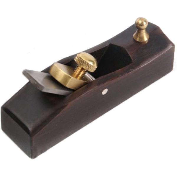 バリエーションコード : 2B8JP3VHY1・牛革の厚さに均一なものは無くレザークラフト製作時には必ず厚い革を薄くする”べた漉き”があります。専用の革漉機もありますし漉き屋さんにヌメ革の厚みを指定する事も出来ますが、専用の機械は高いですし...