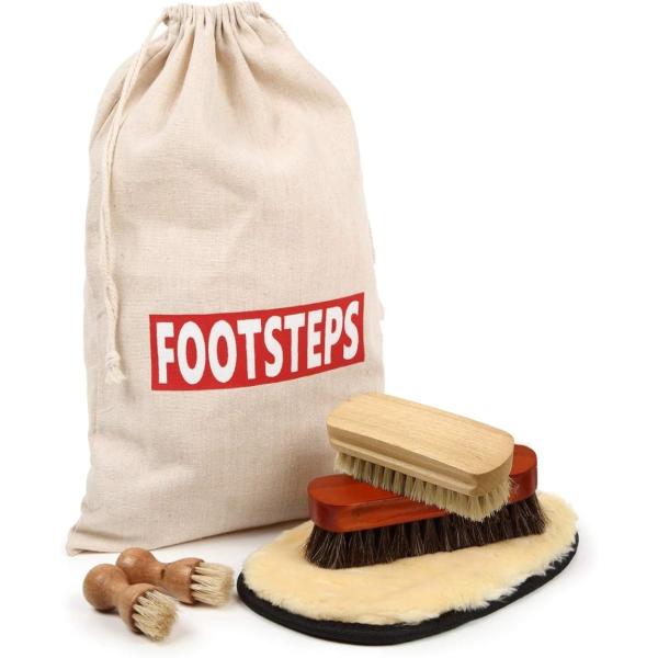 メイン素材：馬毛表地：馬毛、豚毛本格シューケアブラシ5点セットです。日々のシューズケアにご使用になれます。埃落としから艶出しまで靴のお手入れに必要なブラシが揃ったお得なセットです。「セット内容」馬毛ブラシ、豚毛ブラシ、ペネトレィトブラシ 2...