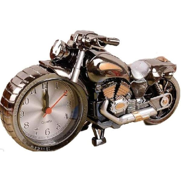バリエーションコード : 2BFXQEJ838・バイク型のおしゃれな置時計です。・バイク好きの方におすすめ＊かっこいいデザインがインテリアとして映えます。・ご自身でのお使いはもちろんプレゼントにも喜ばれます。・「サイズ」高さ：13ｃｍ 長さ...