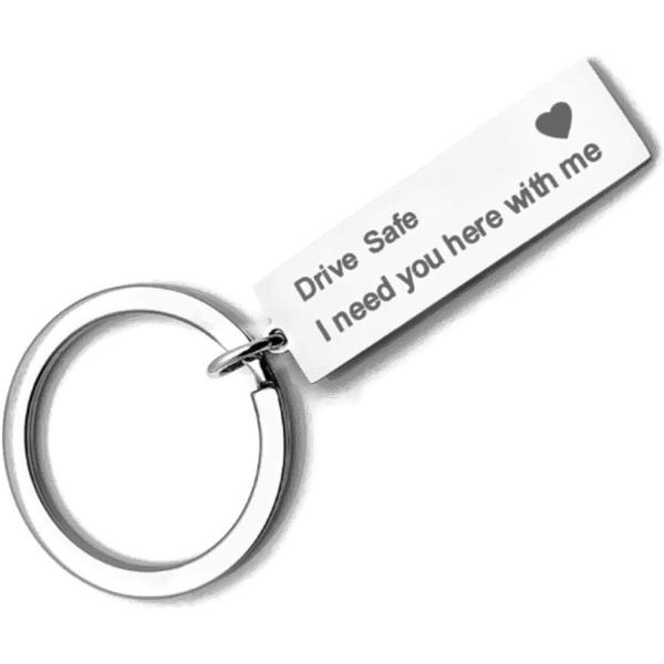 =================================================・質感溢れるステンレス鏡面仕上げのキーリングです。・高級感溢れるデザインですので、愛車のキーにベストマッチ。・印字文字：Drive safe ...