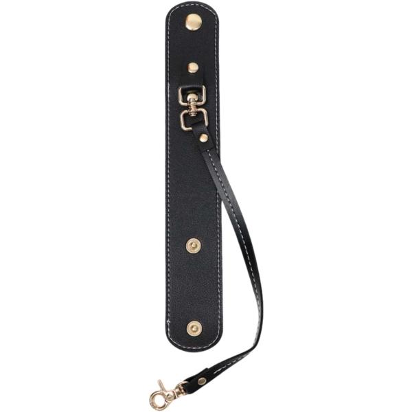 バリエーションコード : 2B90NQT36Lグローブや手袋の紛失防止に。ストラップ付でバッグに取り付け可能なレザーグローブホルダーです。3色からお好きなカラーをお選びいただけます。使わない時でもバッグのアクセントになるデザイン。使い方簡単...