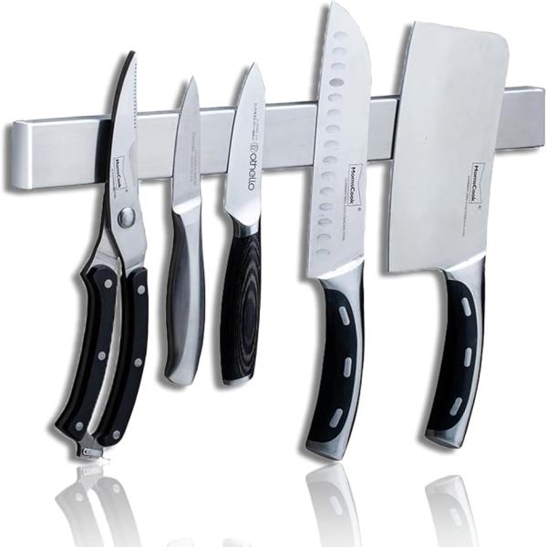 「304ステンレス鋼を採用」錆びにくいSUS304ステンレス鋼を使用し、強力な磁石も内蔵。水で丸洗いが可能で、常に清潔に保てます。「マグネット式包丁立て」包丁やナイフ、その他の調理器具を見やすく、さっと手に取りやすく収納できます。工具、鍵、...