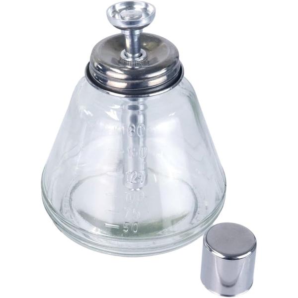 上部を片手で押すことで中の液体を吸い上げるプッシュダウン式のディスペンサーです。中身が見えるクリア仕様と可愛らしい形状により、アンティーク風なインテリアとして飾ることもできます。本体は耐腐食性に優れたガラスを採用しており、錆びに強く長い期間...