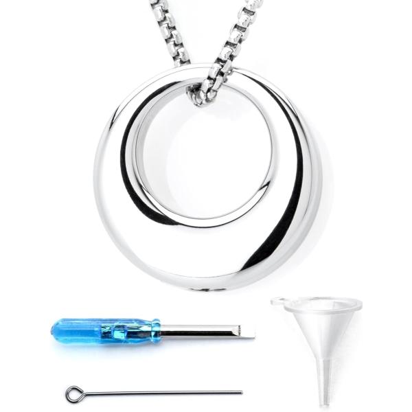 チェーンサイズ：50cm+5cm調整可能、 幅2mm；トップサイズ：横23.6mm、縦24mm、厚さ6mm「永遠の愛をシルバーに込めて」 シルバーのサークル型遺骨ペンダントは、そのシンプルでエレガントなデザインが特徴です。サークルは愛と繋が...