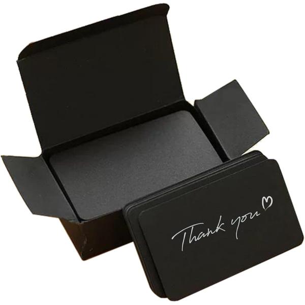 バリエーションコード : 2B964I9PX9メッセージカードは、汎用性の高いシンプルな無地、ブラック、ホワイト、ブラウン3色。名刺サイズ、大容量500枚セット。角丸デザインで指に優しい、角が折れにくく、オシャレ。両面に書き込み可能で機能性...