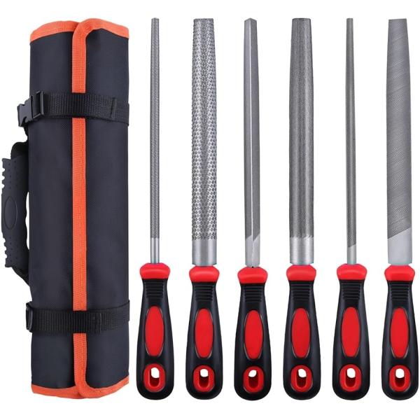 「製品は以下の通り」8インチ三角ヤスリ、8インチ角ヤスリ、8インチ半丸ヤスリ、8インチ丸ヤスリ、8インチ平ヤスリ、8インチ半丸木ヤスリ。製品サイズ全長310mm、作業長200mm、ハンドル長110mm。「材質」T12炭素鋼に表面焼入れ処理を...