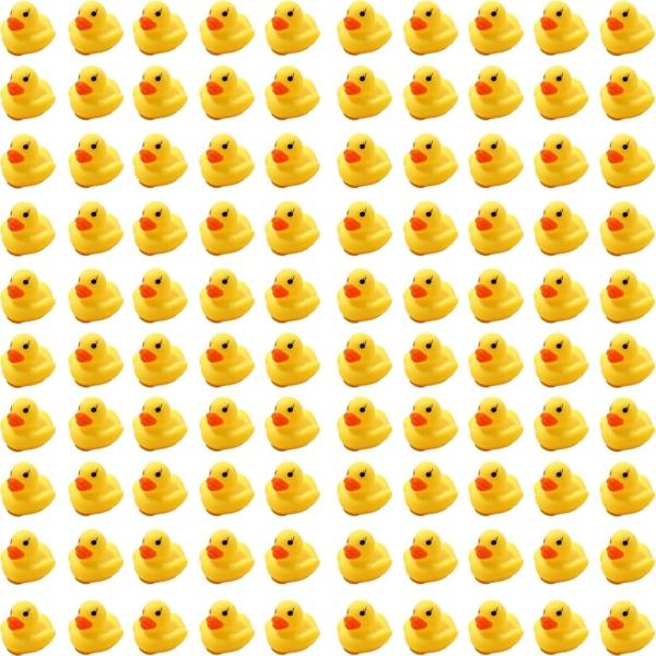 「大容量100個セット」手のひらサイズのかわいいアヒルが100個も入った大容量お得セットです。「お風呂やプールで楽しめる」アヒルをたくさん浮かべて、賑やかなバスタイムやプール遊びが楽しめます。「おなかを押すと音が鳴る」お腹を押すと音が鳴るの...