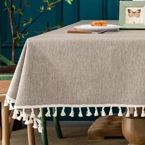 バリエーションコード : 2BJOU1NONTシンプルなデザインで使いやすい北欧風のフリンジ付きテーブルクロス。ホームパーティーや普段使い、おうちカフェ等、お洒落な空間になります。防水、防油、耐久性がありますので、拭くだけで簡単に清潔に保て...