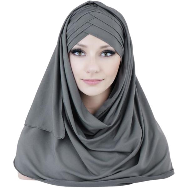 バリエーションコード : 2B9IHDRTNJ「美しいヒジャブ」額がV字になったデザインで顔周りをすっきりと見せてくれます。布をたっぷりと使っているので動くたびに美しくドレープが揺れます。ロングサイズのヒジャブなので慣れていない人でも簡単に...