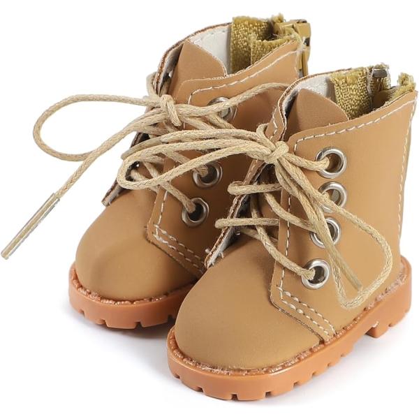 バリエーションコード : 2B9J20KX3Pぬいぐるみ用のブーツです。人形（ぬいぐるみ）は、靴を履いて立つことができます。「 適用サイズ 」約20cm綿人形「 セット内容 」靴　1点（長さ5.4cmx幅2.1cm・高さ4.6cm）人形本体...