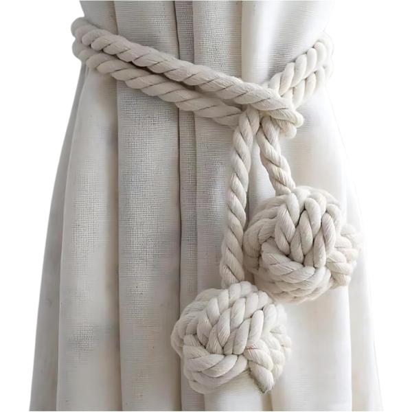 バリエーションコード : 2B9J3FG0T3「簡単取り付けのカーテンタッセル」二つのボール状紐が付いているので、ロープを通すだけで簡単にカーテンを束ねられる便利なタッセル。スタイリッシュなデザイン。「上質な綿麻素材」耐久性と柔軟性を兼ね備...