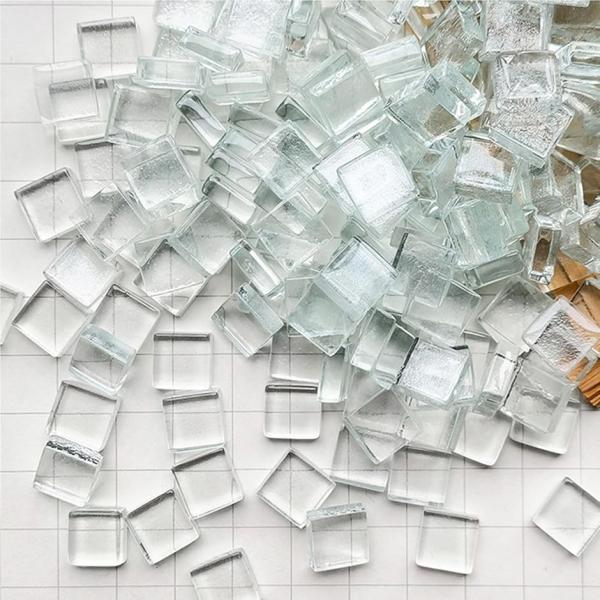 バリエーションコード : 2BUKRN8JX9商品サイズ：10x10x4ｍｍ／200g（約250粒）TOMOTHYのモザイクタイルは豊富なカラーバリエーションで美しい色合いを自由に組み合わせることで、DIYプロジェクトを一層華やかに仕上げま...