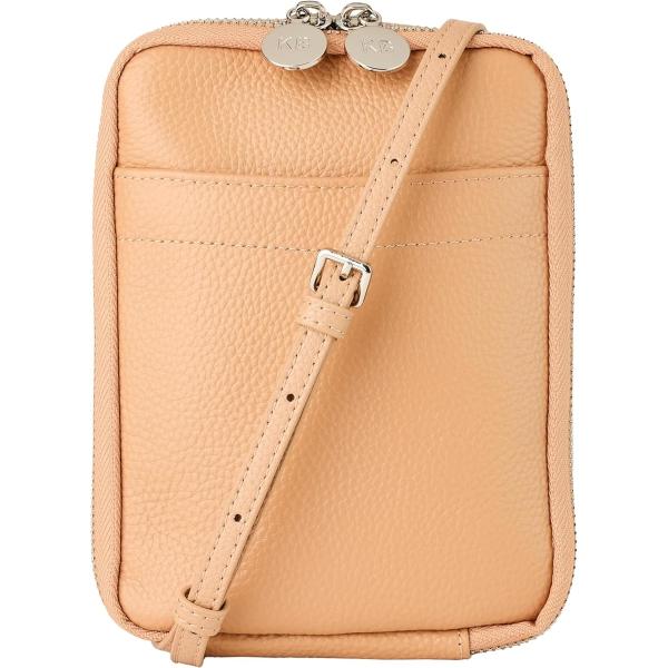 バリエーションコード : 2B9LLPGIFX「高級感あふれる スマホポシェット」は、洗練されたデザインと機能性を兼ね備えたアイテムです。ライチグレイン牛革の第一層を使用し、耐久性に優れ、使うほどに手に馴染む上質な風合いを楽しめます。スマホ...