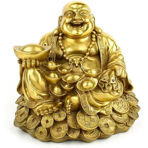 風水アイテム: 金運・開運を象徴する布袋様の置物。笑顔で幸せを呼び込む伝統的な七福神の一柱 サイズ：7x7x6.5 cm 重さは約350グラムデザイン: 黄金色の仕上げで、古銭の上に座る姿が特徴的。細部まで丁寧に作り込まれた装飾縁起物として...