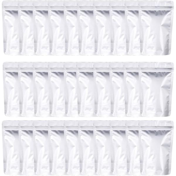 バリエーションコード : 2B9NCNNUCC「長期保存に最適」ペットフードの鮮度をキープ。密封性抜群のアルミ保管袋。「高品質アルミ袋」遮光・遮断性に優れた窓なしタイプ。湿気や紫外線から内容物を守ります。「ジッパー＆シーラー対応」繰り返し使...