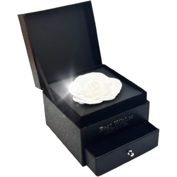 バリエーションコード : 2B9NS8D48N「鑑賞用・プレゼントに」薔薇の生花と変わらない大きさでプリザーブドフラワーやドライフラワーと異なり、花びら一枚一枚が華やかな香りのする石鹸素材で作られているため枯れることがなく、観賞用・ギフト・...