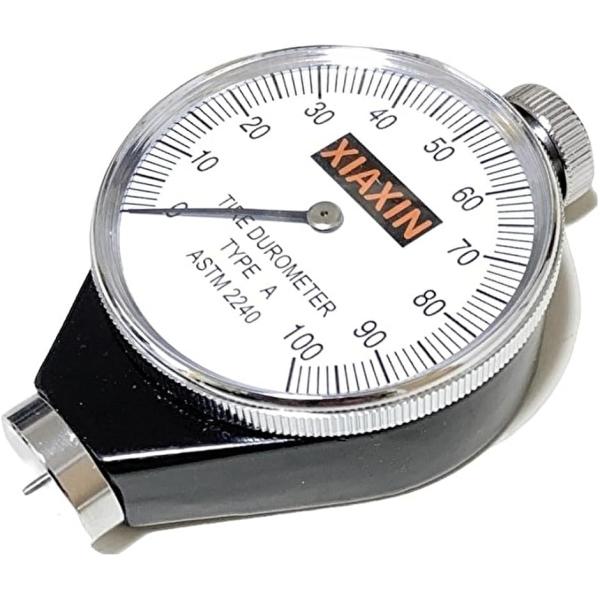 タイヤ等のゴム製品やレザー、プラスティック等の硬度測定に最適な硬度計A型です。アナログ仕様なので簡単操作での測定が可能です。携帯に便利で機器の破損を防止するハードケースが付属します。ご利用の環境により色目などに違いが発生する可能性がございま...