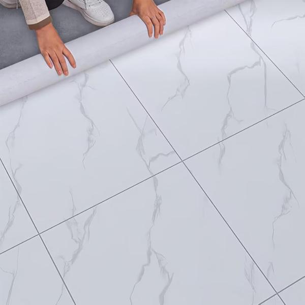 バリエーションコード : 2B9UKTG1UF「サイズ」：京間8畳（長さ:15m 幅:1m 厚さ: 2mm）「素材、機能」フローリングカーペットはpvc素材を採用しており、丈夫で耐久性があります。感触の良いだけでなく、自由にカットできること...