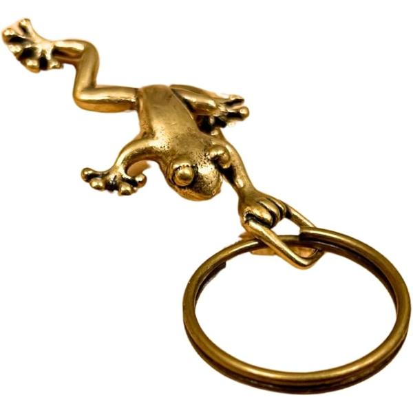 「商品特徴」職人により一つ一つ丁寧に作られたカエルのキーホルダーになります。縁起物、金運アップ、ご自身のお守りとしていかがでしょうか。ちょとしたプレゼントにもお使いいただけます。「真鍮無垢」真鍮は、使い込むことで少しずつ深い色に変わり、よく...