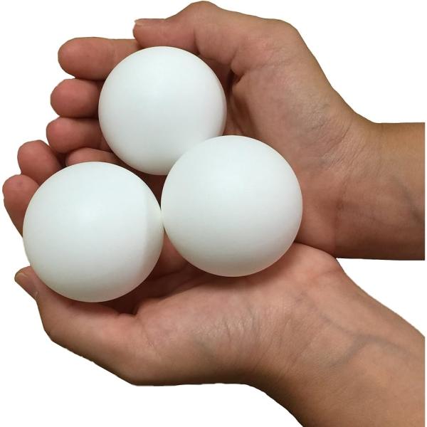 バリエーションコード : 2BF7NTJN5J・普通の40mmサイズよりも大きい、44mm サイズのラージボールです。・球が大きく見やすいので、お遊びの卓球ボールとして使われています。・直径44mm（4.4cm）白色 無地 無光沢 ロゴ無し...