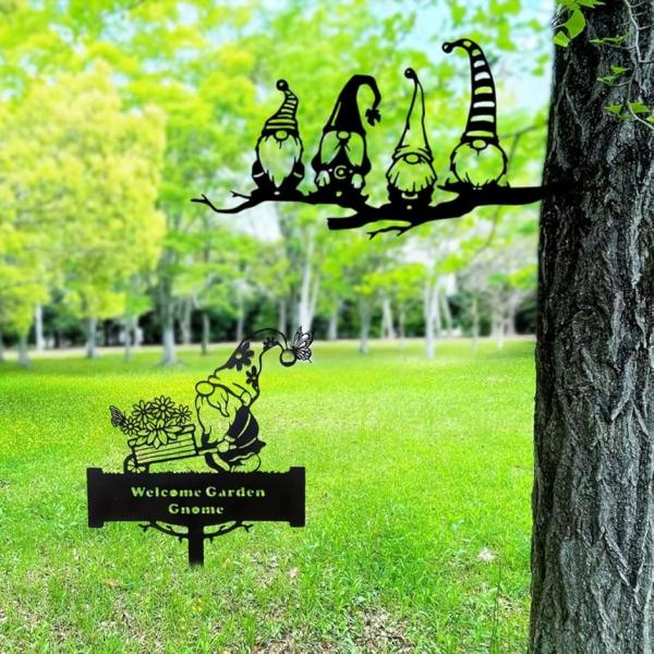 ガーデンプレートは、可愛い小人のガーデンオブジェ。庭、ガーデン、玄関のウェルカムプレートにも。土に埋設する縦埋めタイプと樹木に埋設する横埋めタイプの2個セット。北欧風、アンティーク、アート風のオシャレなデザイン。使い方簡単、縦埋設タイプは、...