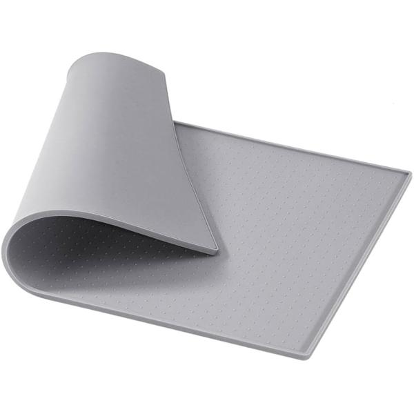 バリエーションコード : 2BJ01HR8SP「食事マット」犬や猫に餌を与える際にマットを敷くことで、食べこぼしによる床の汚れを防ぎます。マットの端には水が溢れないように堤防壁があり、ペットがお皿をひっくり返しても水をせき止めてくれます。「...