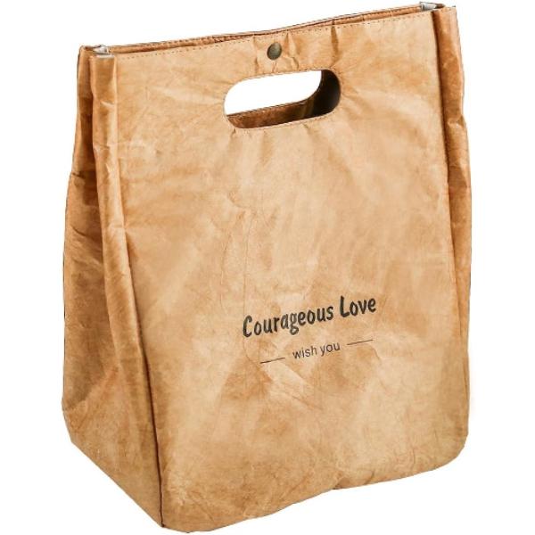 バリエーションコード : 2BJ46R2NYN可愛くてお洒落な断熱ランチバッグです。バッグの内側にはアルミニウムシートを施し、保温・保冷機能がついています。日々の通勤や通学のお弁当入れや、遠足・ピクニックなどのレジャーにもおすすめです。