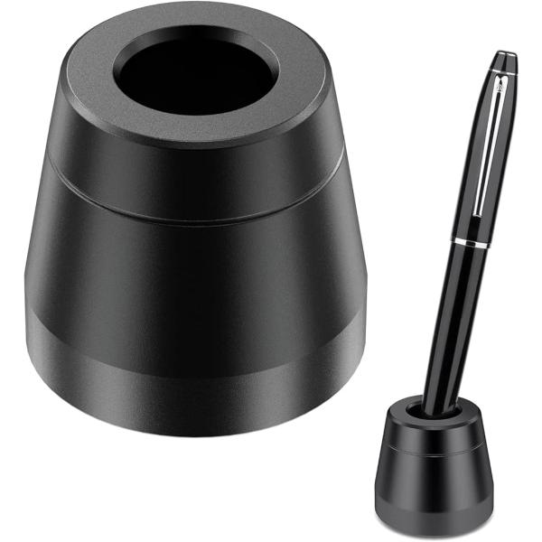 バリエーションコード : 2BJ5JO4H1W・一本ペン立て：使用頻度の多いペンをデスク上にスッキリ収納できる、おしゃれな1本ペンスタンドです。必要な時にサッと使えますし、紛失を防げます。・安定性高い：適度な重さでペンを挿すたびにペン立てが...