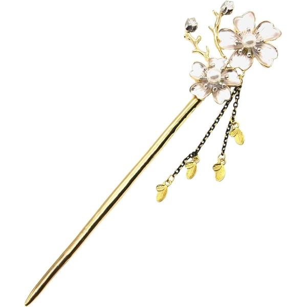 バリエーションコード : 2BJ9TOND61「桜モチーフ一本挿しかんざし」人気の桜の花をモチーフとした一本挿し簪は、ほんのり薄化粧した淡いピンクの色合いのある花びらをセッティングして、飾りチェーンは桜の花びらがひらひらと舞う様子を表現して...