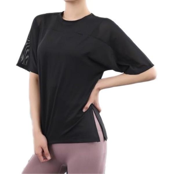 バリエーションコード : 2BJCUV8IO4肩から腕に掛けてのシースルーのメッシュデザインで通気性が良く見た目もちょっぴりセクシーで大人かわいいスポーツTシャツです。裾のサイドには深めのスリットが入っているため、そのまま着用してもいいです...