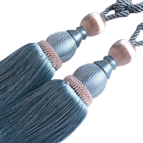 バリエーションコード : 2BJLP5LTSH華やかなデザインと機能性を兼ね備えたカーテンタッセルで、お部屋のインテリアを一段と引き立てます。高品質な素材を使用し、耐久性に優れたタッセルは、長期間の使用でも美しい状態を保ちます。簡単な取り付...