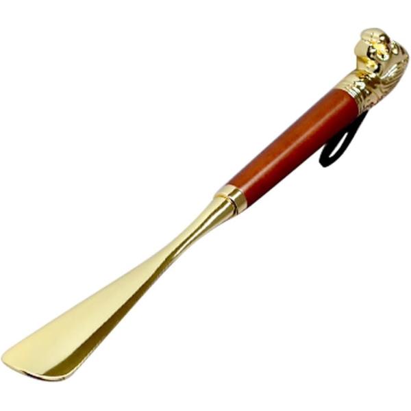 バリエーションコード : 2BJLRGVQVDエレガントで上品なゴールドデザインの靴べらです。特徴的な真鍮の獅子(ライオン)と馬(ホース)の頭部のハンドルがあり、使い勝手とインテリア性を兼ね備えています。へら部分も同じく真鍮で仕上げられて、...