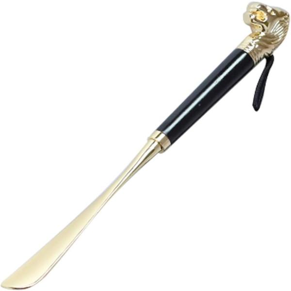 バリエーションコード : 2BJLRGVQVDエレガントで上品なゴールドデザインの靴べらです。特徴的な真鍮の獅子(ライオン)と馬(ホース)の頭部のハンドルがあり、使い勝手とインテリア性を兼ね備えています。へら部分も同じく真鍮で仕上げられて、...