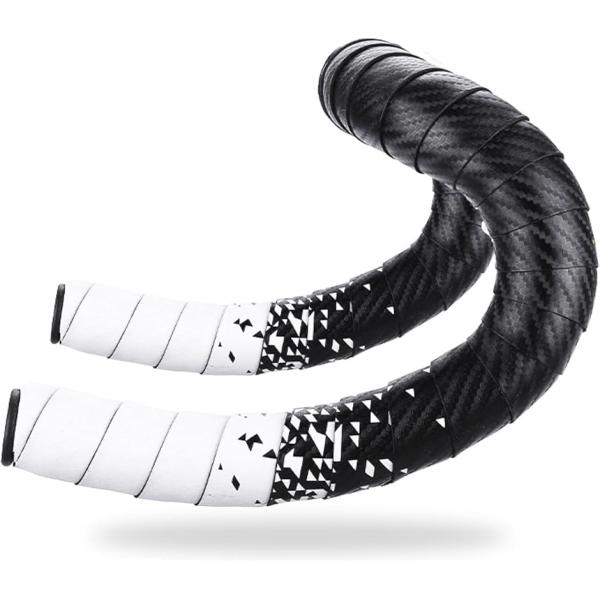 バリエーションコード : 2BJND4LV94「1. ロングライドの疲労を軽減する「3mm高密度設計」」 路面から伝わる不快な微振動や強い衝撃を高密度EVAフォームが効率的に吸収します。手の痺れや手首の疲労を抑え、長距離のツーリングや荒れた...