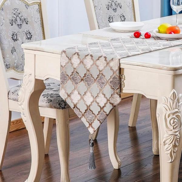 バリエーションコード : 2BJQ2VSK8I凹凸のある立体感が特徴のデザインは、お部屋に独自のアートを加えます。ビーズ付きタッセルで、上品かつエレガントな印象を与え、高級感を際立たせます。ヨーロピアンスタイルと北欧デザインの融合が、おしゃ...