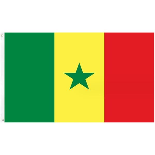 バリエーションコード : 2BJDRQ8WHXポリエステル製の生地で風にしっかりとなびきます。水に濡れてもすぐに乾きます。がっしりとしたハトメ付です。紐やフックで使用して下さい。非常に濃い印刷に致しましたので遠目からでも存在感あります。